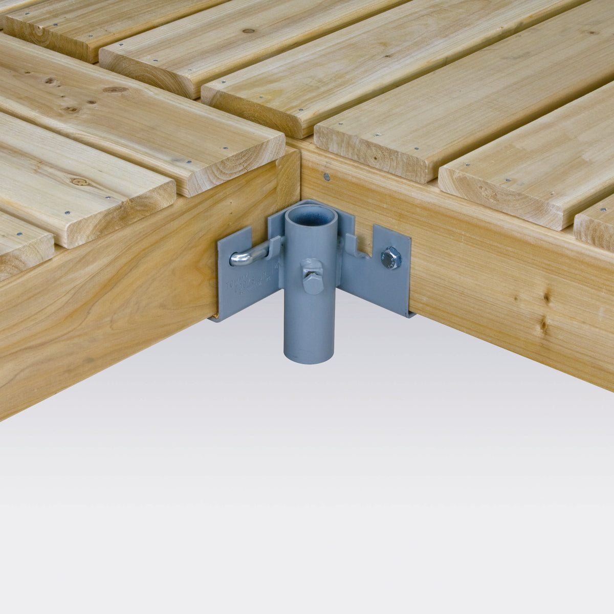 "C" Inside Corner Bracket (2-way) - Normal Duty : Tommy Docks